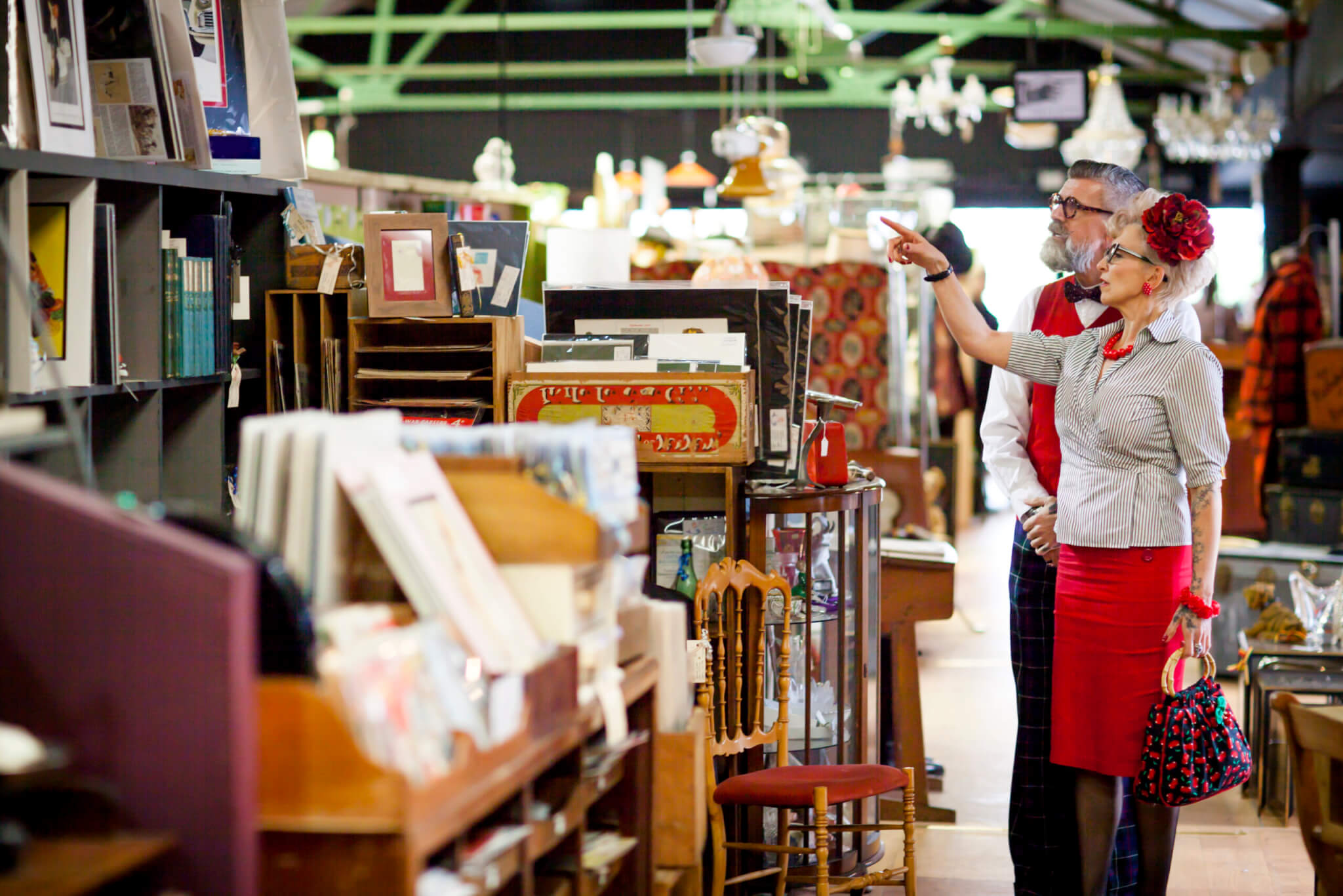 Antique Adventurers: The Senior’s Guide to Antiquing - Senior Hope