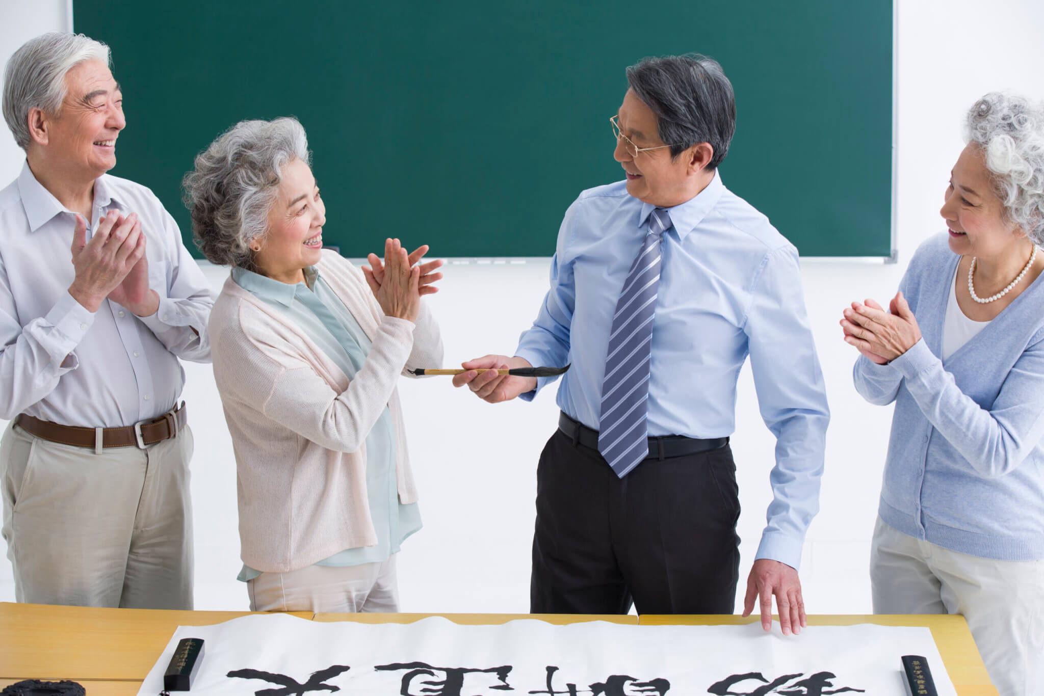 Sunset Scholars: Learning New Languages in Later Life - Senior Hope